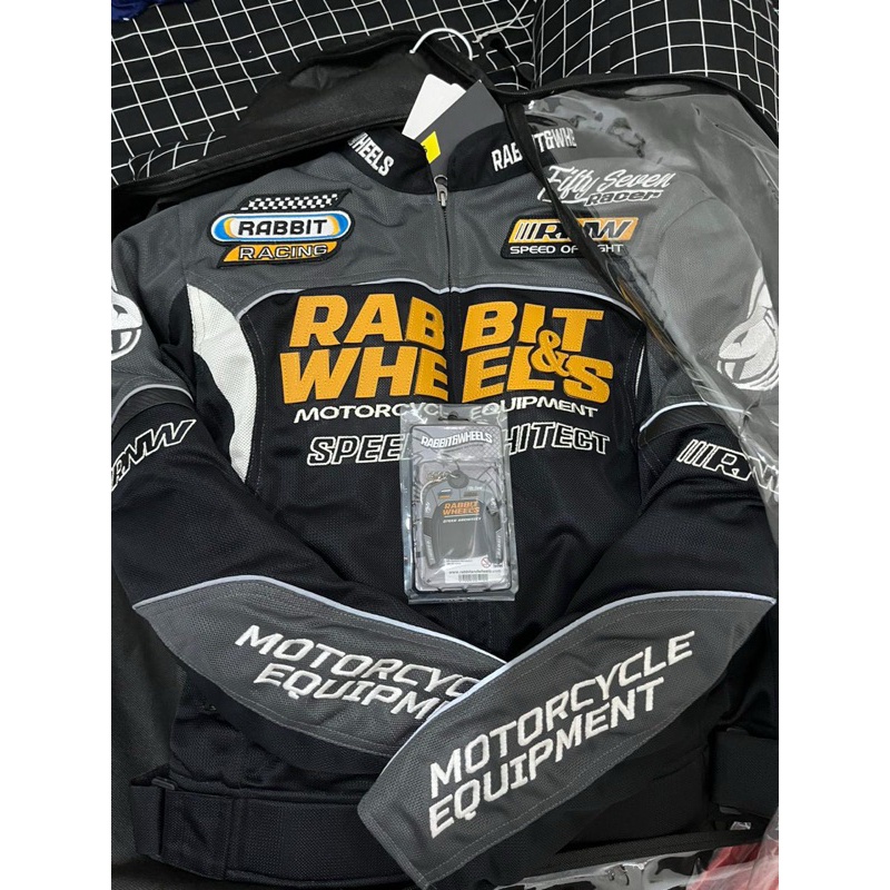 Jual CARBON 2024 RABBIT AND WHEELS | Shopee Indonesia