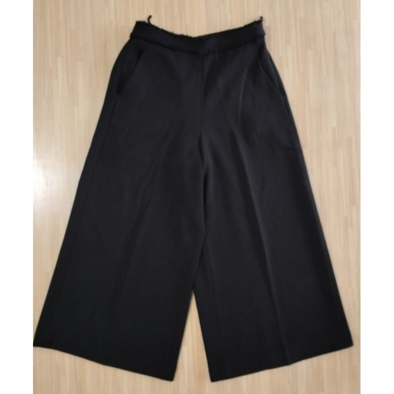 Jual Celana kulot panjang wanita kekinian G*ord*n* preloved hitam ...