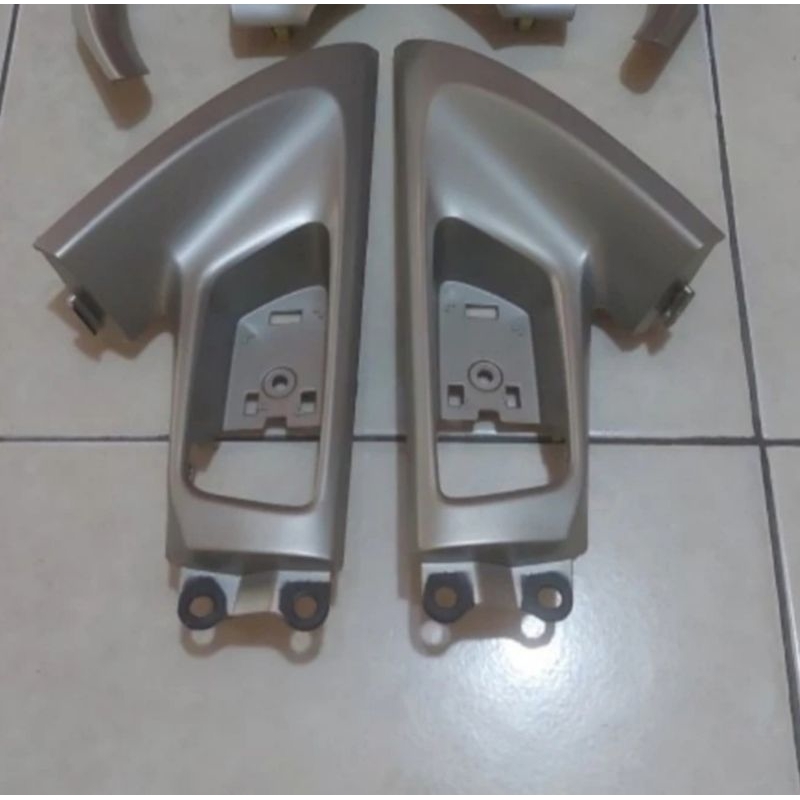 Jual PANEL POWER WINDOW BAGIAN PINTU TENGAH TOYOTA INNOVA REBORN ...