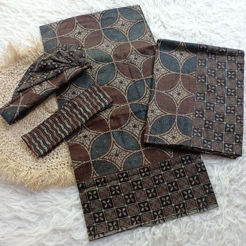 Jual Batik couple / set batik couple adat bali / kamen batik / saput ...