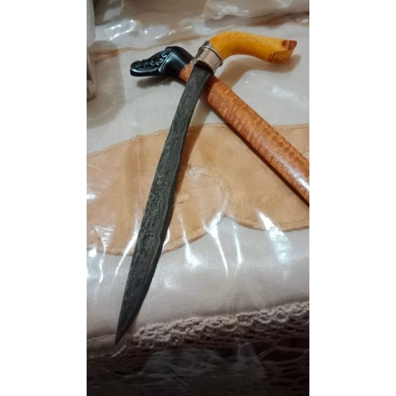 Jual Pusaka Bugis Sulawesi# gagang gigi paus# Sarung kayu hitam ...