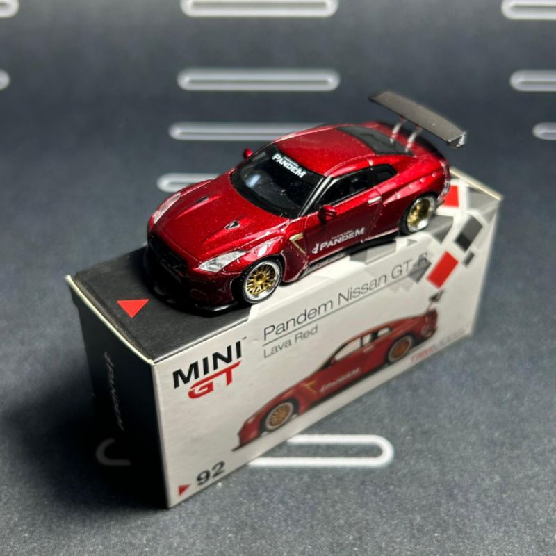 Jual MINI GT 92 NISSAN GTR R35 PANDEM LAVA RED | Shopee Indonesia