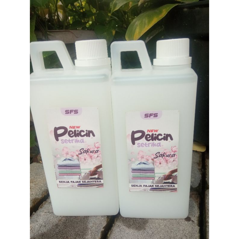Jual pelicin setrika pewangi pelembut laundry 1 liter | Shopee Indonesia