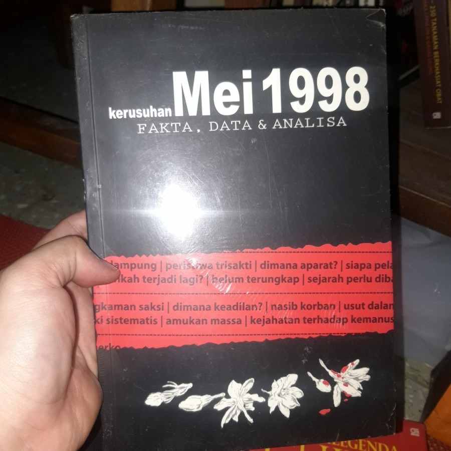 Jual Original Langka Kerusuhan Mei 1998 Fakta, Data Dan Analisa Segel ...