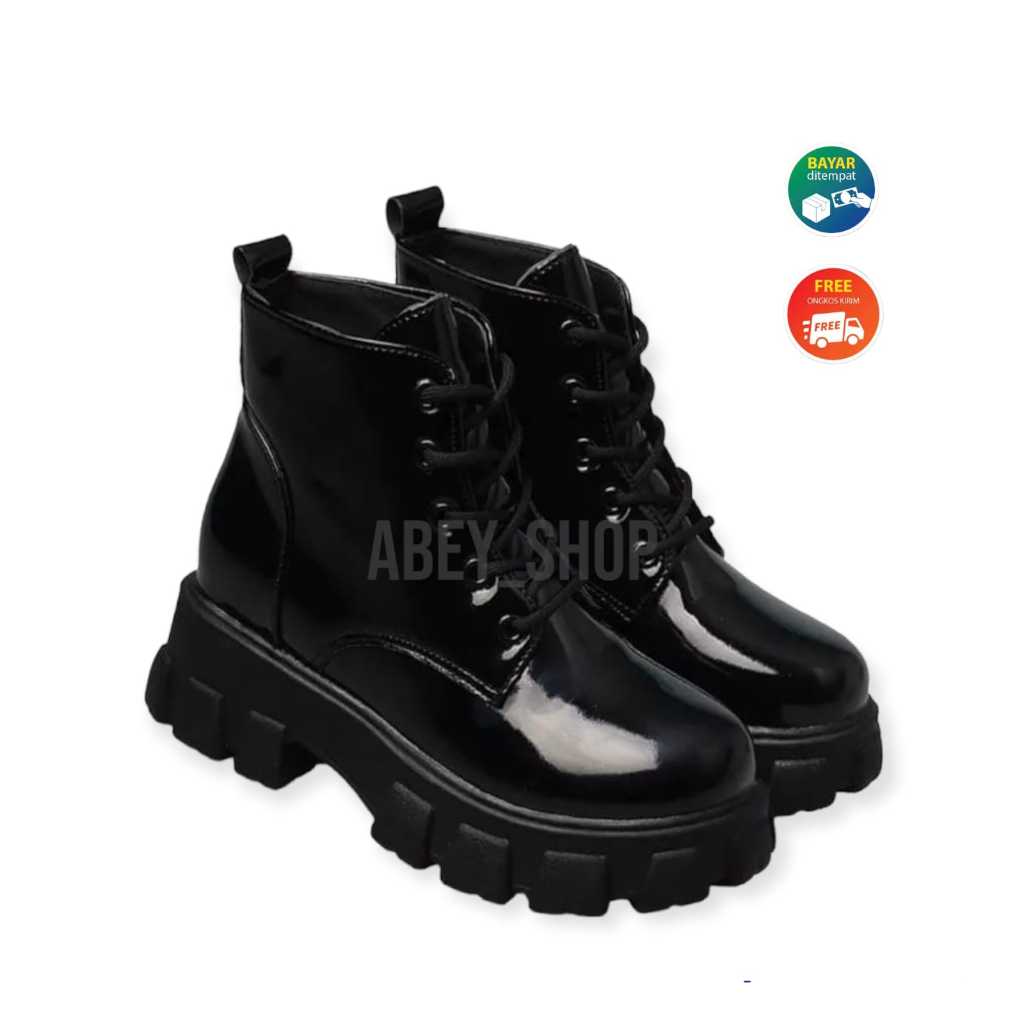 Jual Sepatu Docmart Boots Wanita Tinggi Sneakers Boots Fashion Wanita ...
