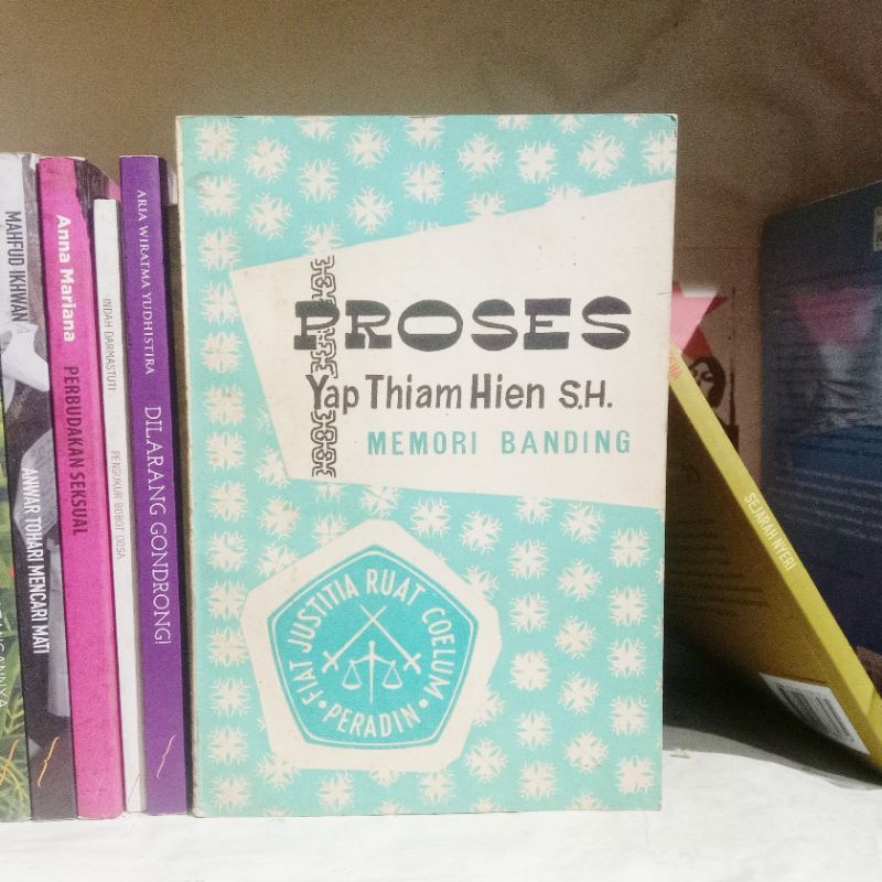 Jual Yap Thiam Hien: Pejuang Hak Asasi Manusia | Pejuang Lintas Batas | Negara, HAM dan ...