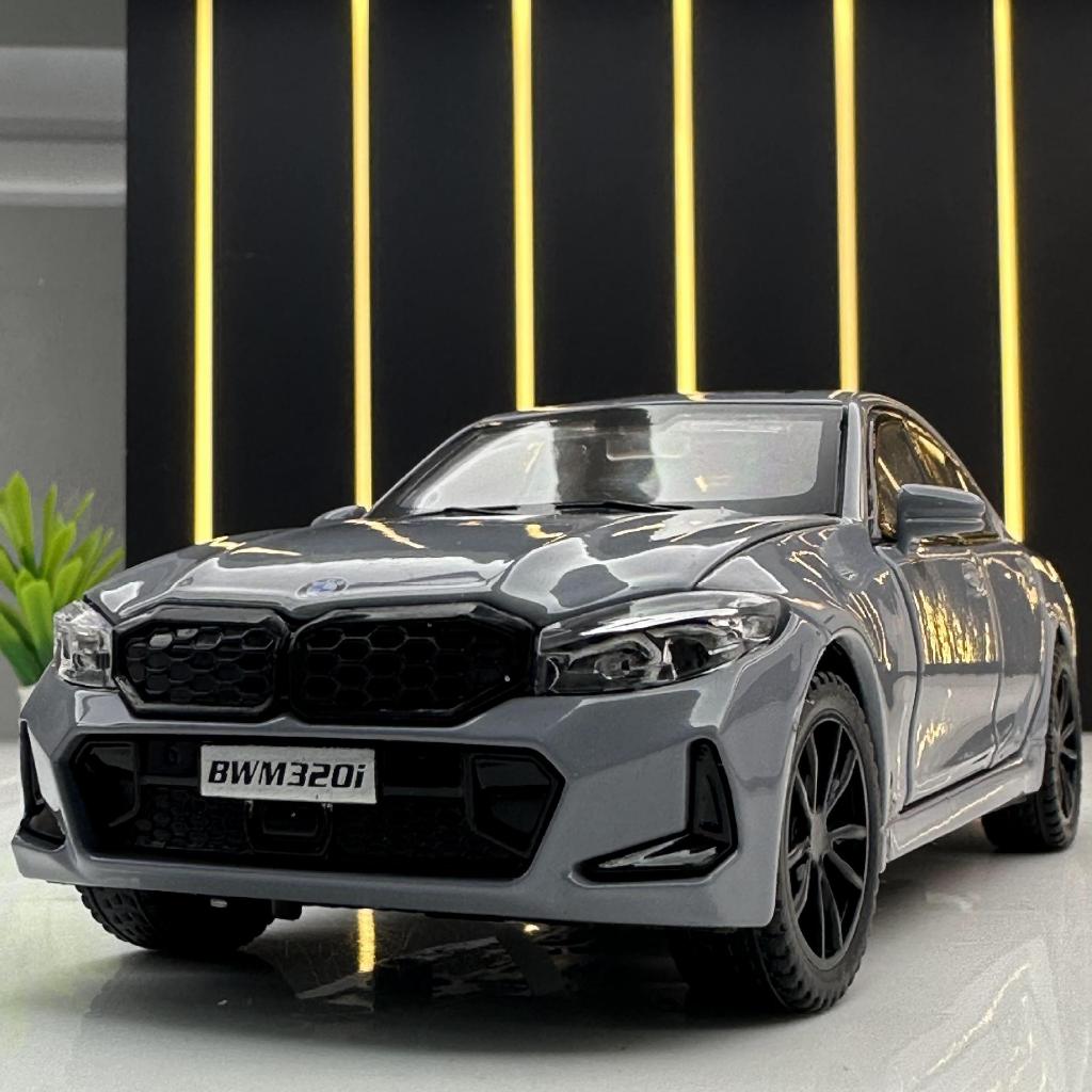 Jual Diecast Alloy new BMW 320i 1:32 dengan kotak Akrilik pullback ...