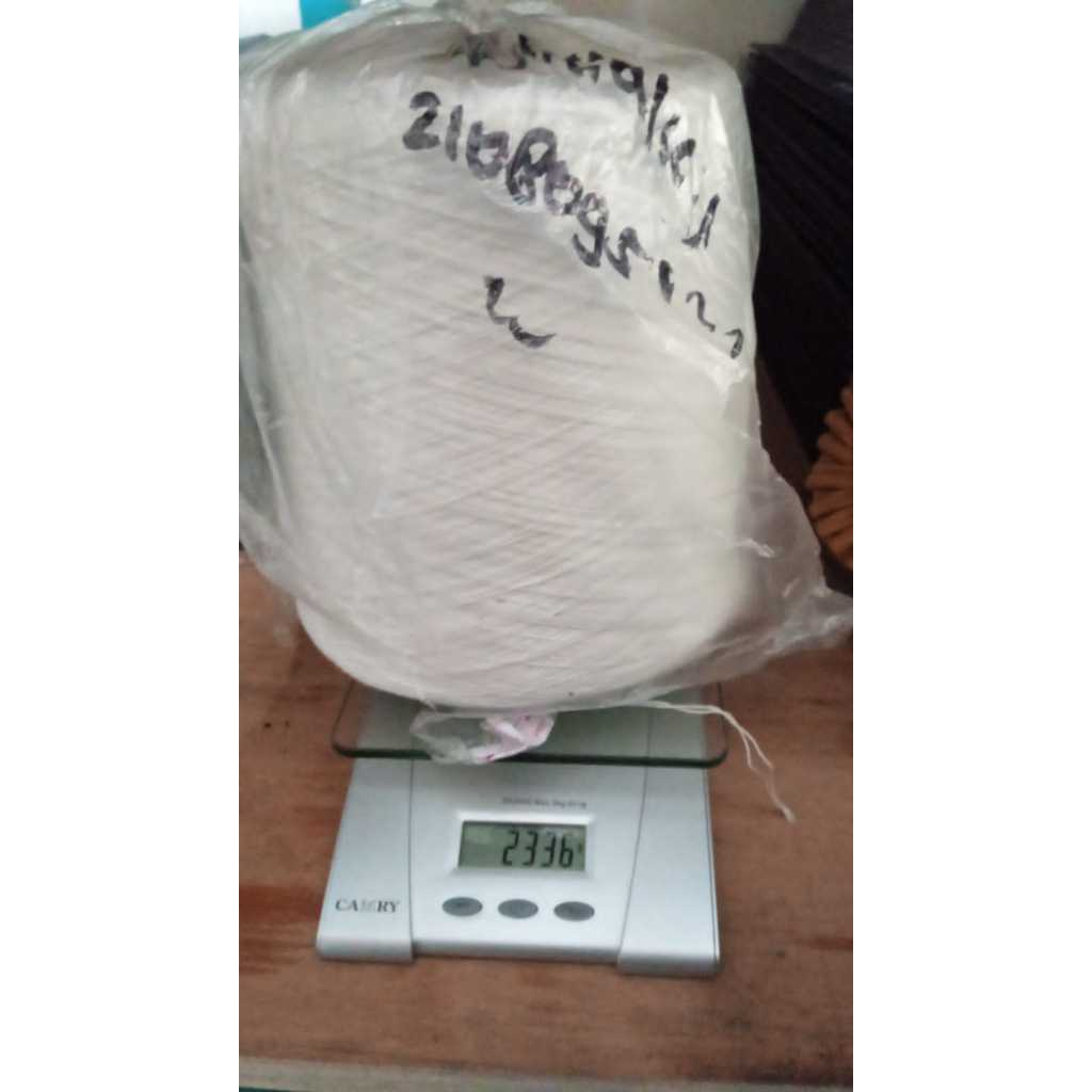 Jual BENANG JAHIT KARUNG ROLL BESAR CAP KUPU'' BERAT 2,5 KG | Shopee ...