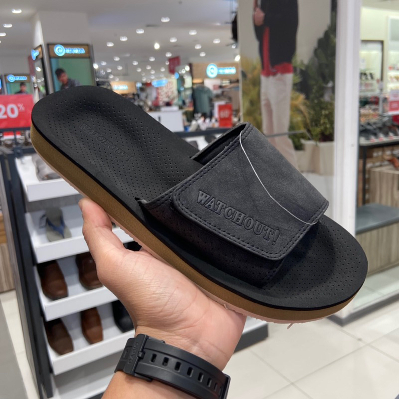 Jual WATCHOUT Sandal Pria Selop super keren dan comfy 39-43 | Shopee ...