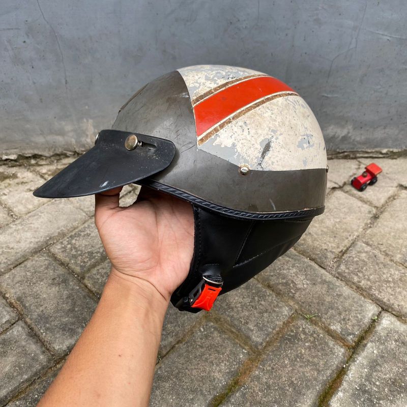 Jual helm chips helm chips lawas helm chip jadul | Shopee Indonesia