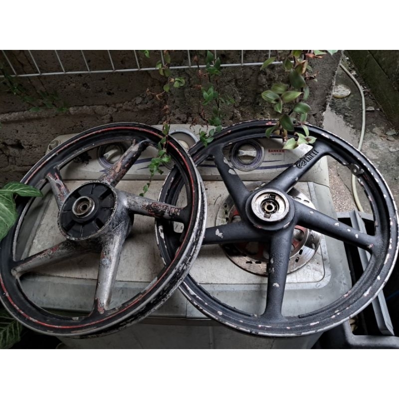 Jual Velg rk cool kuul satria ru 120 lumba r hiu smash shogun pelek ...