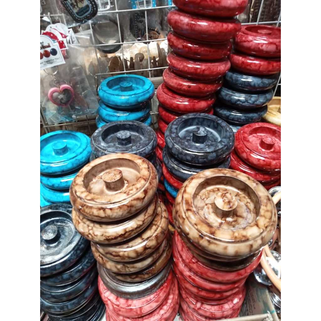 Jual Asbak Kayu Mahoni Kayu Motif Marmer dengan Warna Merah, Cokelat ...