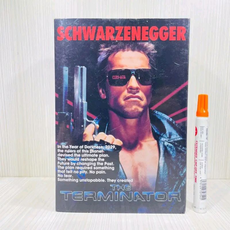 Jual mainan action figureThe terminator schwarzenegger ultimate tech noirt800 seriesterminator ...
