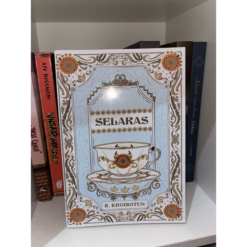 Jual Novel Selaras Preloved Original [BACA DESKRIPSI] | Shopee Indonesia