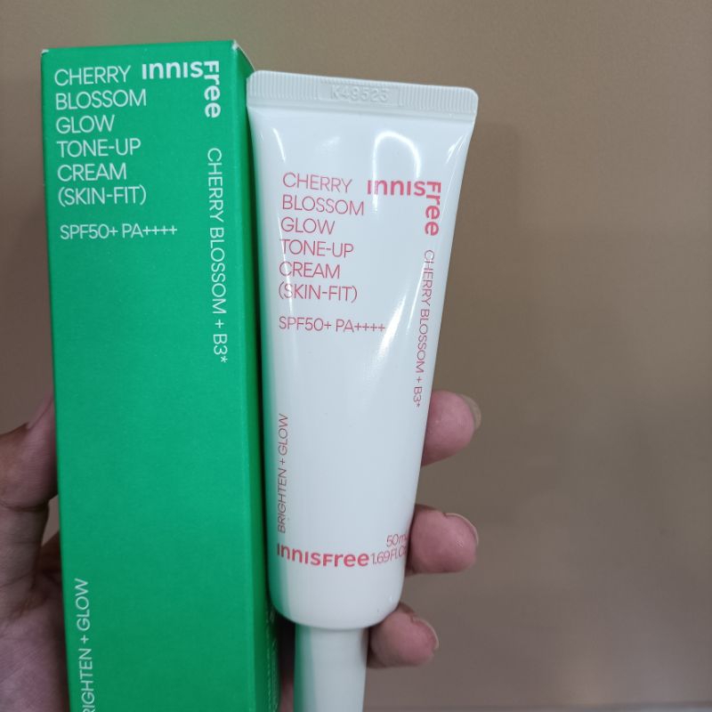 Jual READY [SKIN FIT SPF 50] INNISFREE CHERRY BLOSSOM GLOW SKIN FIT ...