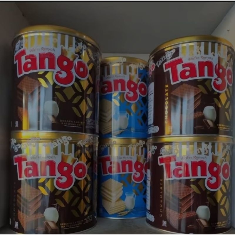 Jual TANGO BISKUIT WAFER 270GR TIN CAN KALENG | Shopee Indonesia