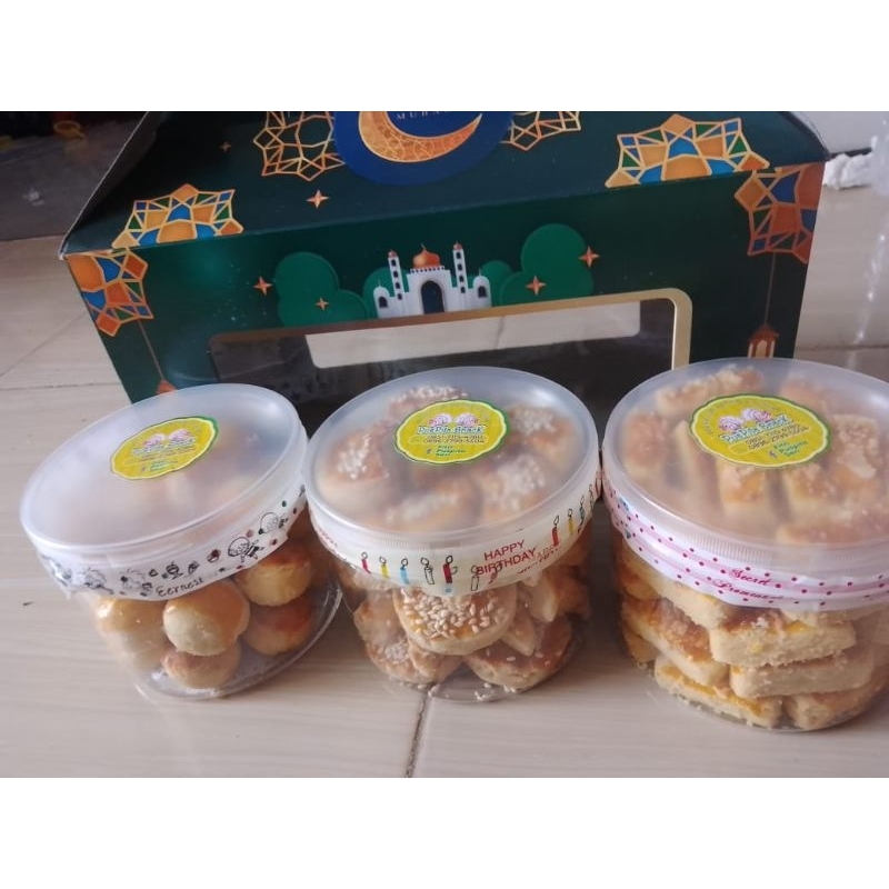 Jual PAKET KUE KERING LEBARAN ISI 3 TOPLES KECIL HAMPERS KUE KERING | Shopee Indonesia