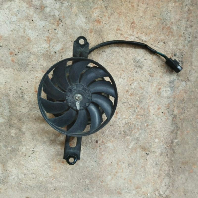 Jual Kipas radiator copotan cb150r pnp all motor | Shopee Indonesia