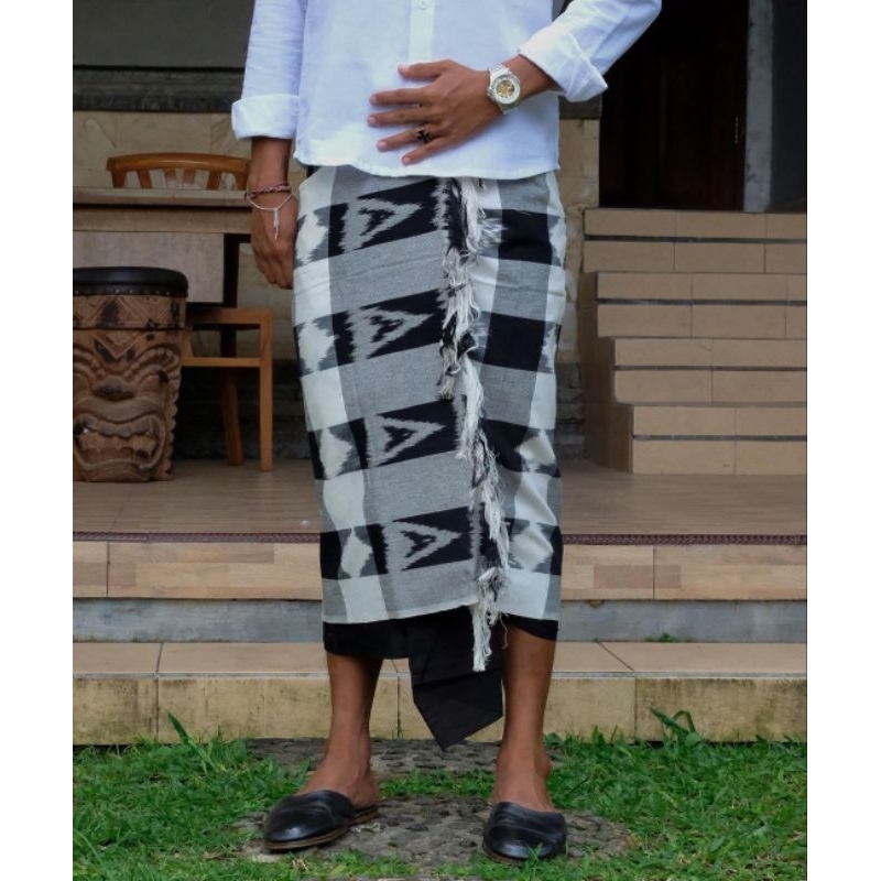 Jual Saput Tenun Klasik Poleng Hitam Putih | Shopee Indonesia