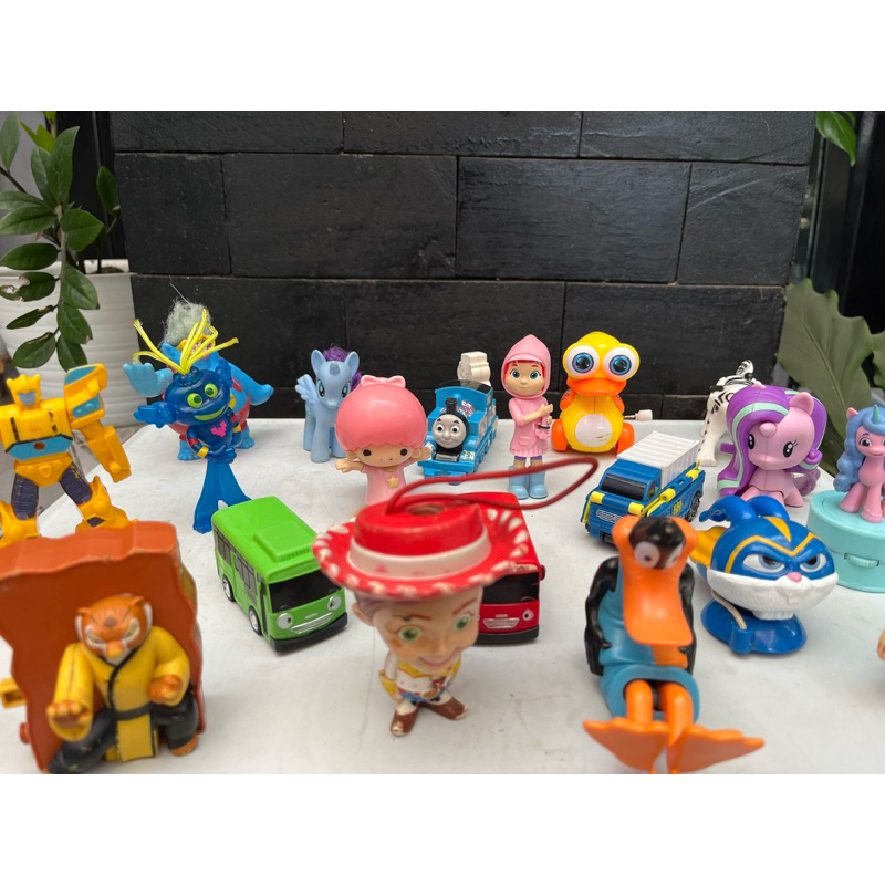 Jual Mainan Happy Meals (McD, KFC, dll) Preloved #2. | Shopee Indonesia
