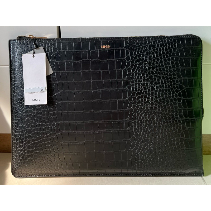 Jual Laptop Case MANGO Original 100% new | Shopee Indonesia