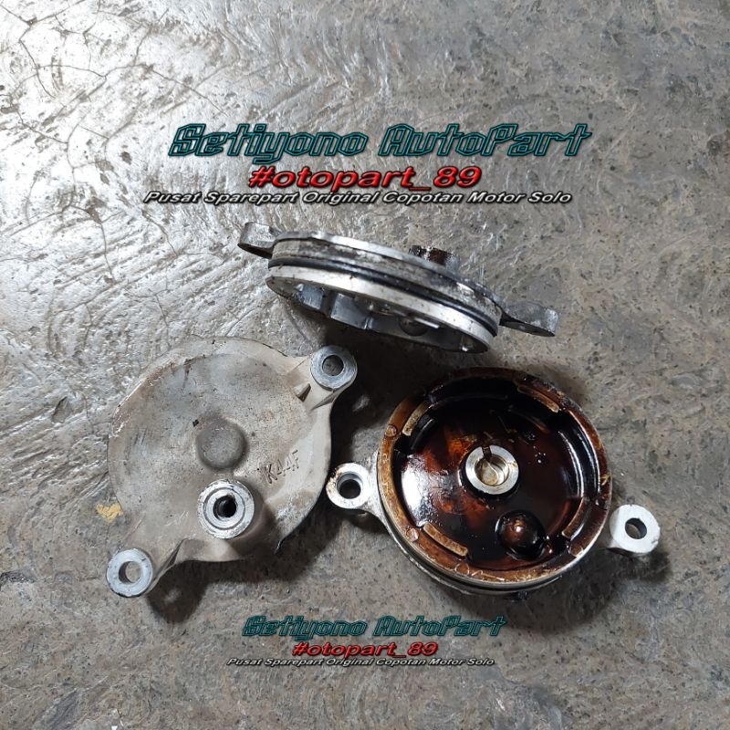 Jual Tutup Pompa Oli,Cover Pompa Oli Beat,Vario,Scoopy ESP K44 | Shopee ...