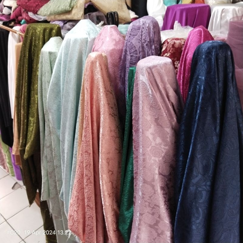 Jual HARGA/0,5 M | KAIN BAHAN JAGUARD EMBOSS / BAHAN JAGUAR PREMIUM ...