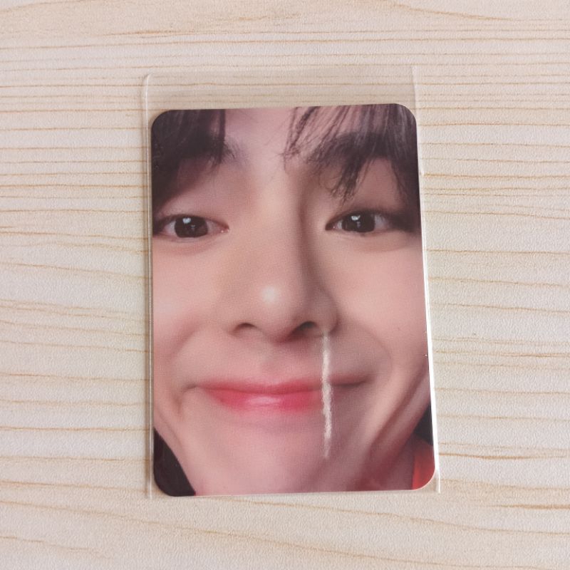 Jual Photocard PC Taehyung Tae Zoom BTS OFFICIAL. | Shopee Indonesia