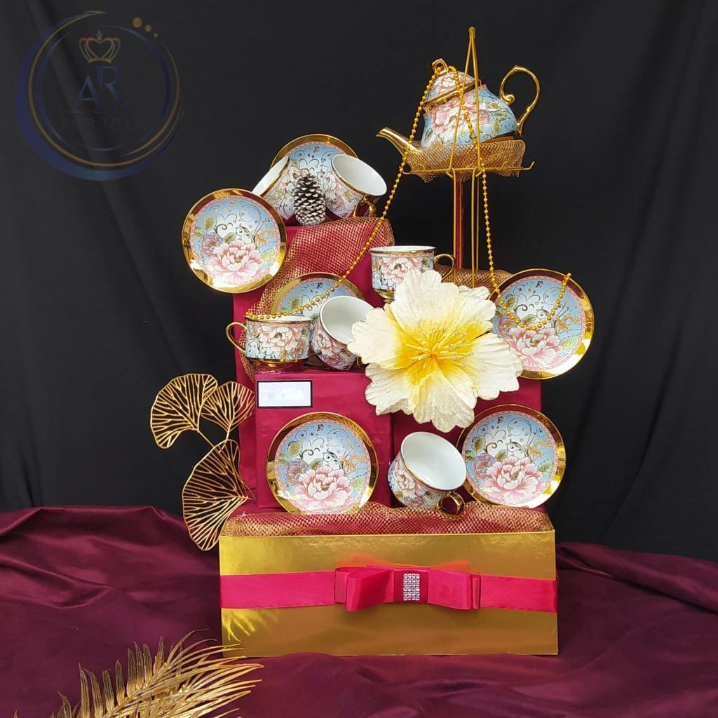 Jual ArBrescia Parcel Pecah Belah Teko Tumpah Bunga Gold | Shopee Indonesia