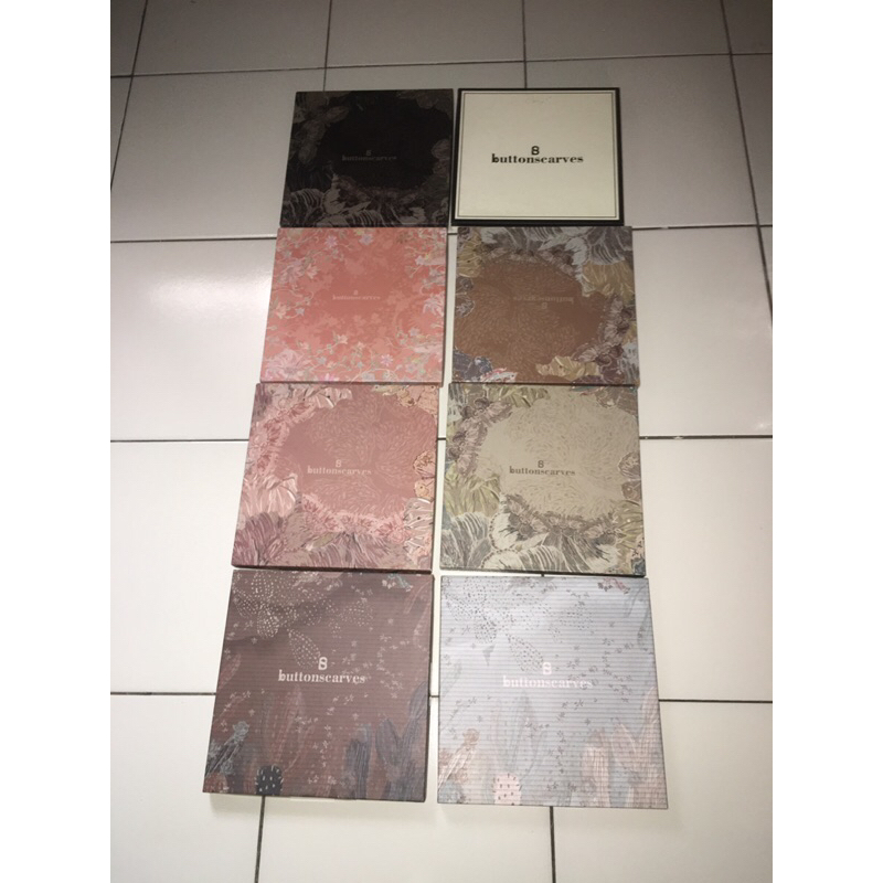 Jual box buttonscarves 7 pcs | Shopee Indonesia