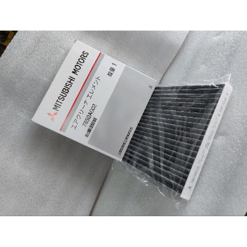 Jual filter ac kabin filter xpander mitsubishi expander karbon | Shopee ...