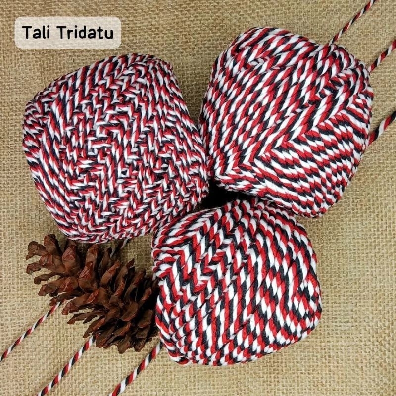 Jual [Araaa.Store] Tali Tridatu Khas Bali 1 Roll tebal 1mm, 2mm, dan ...