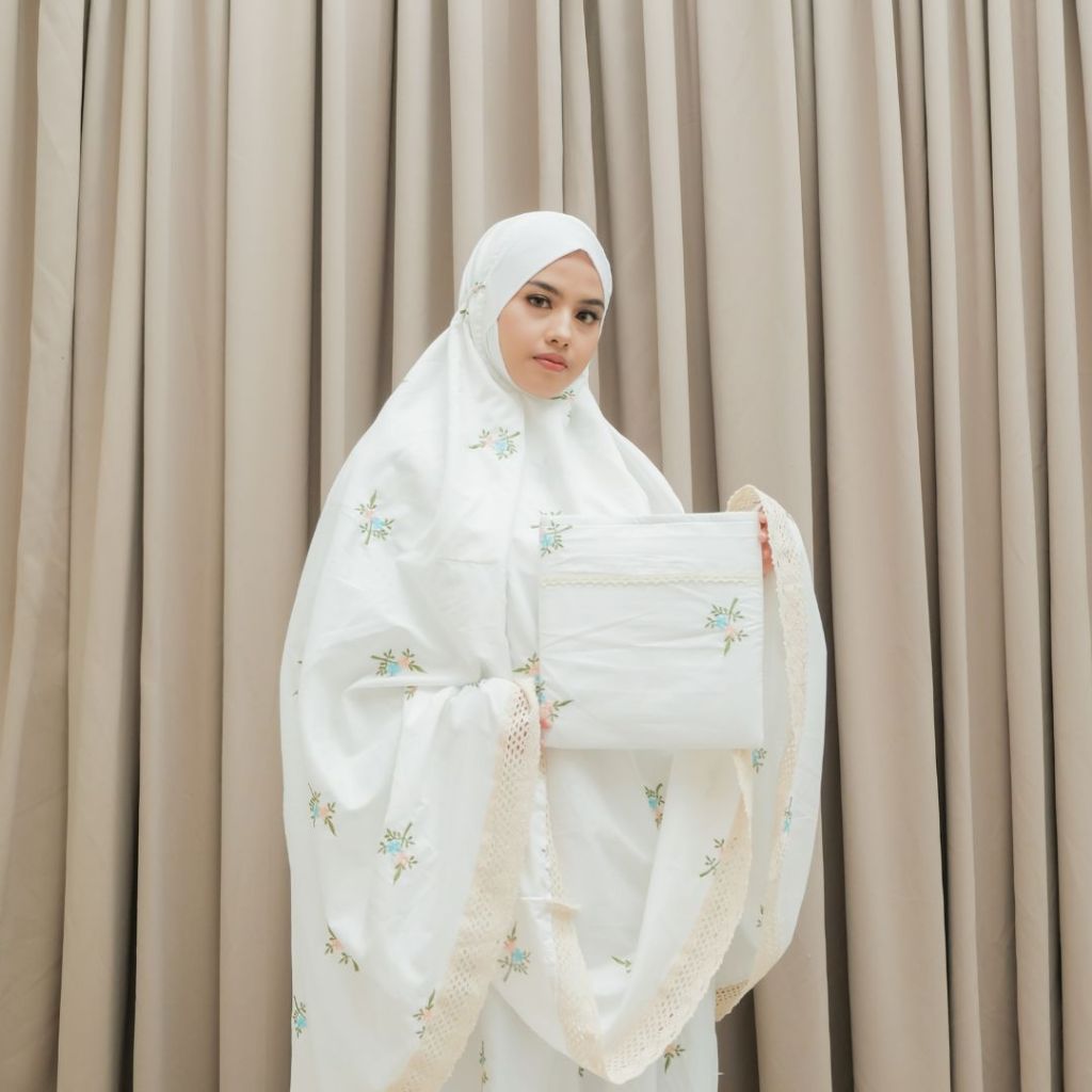 Jual Dzakiyya - Mukena Hajni Katun Premium Adem dan Lembut | Mukena ...