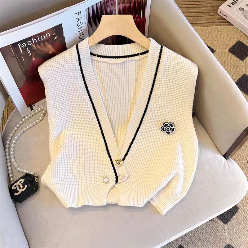 Jual French Design Splicing Fashion Versatile Knitted Vest Girl ...