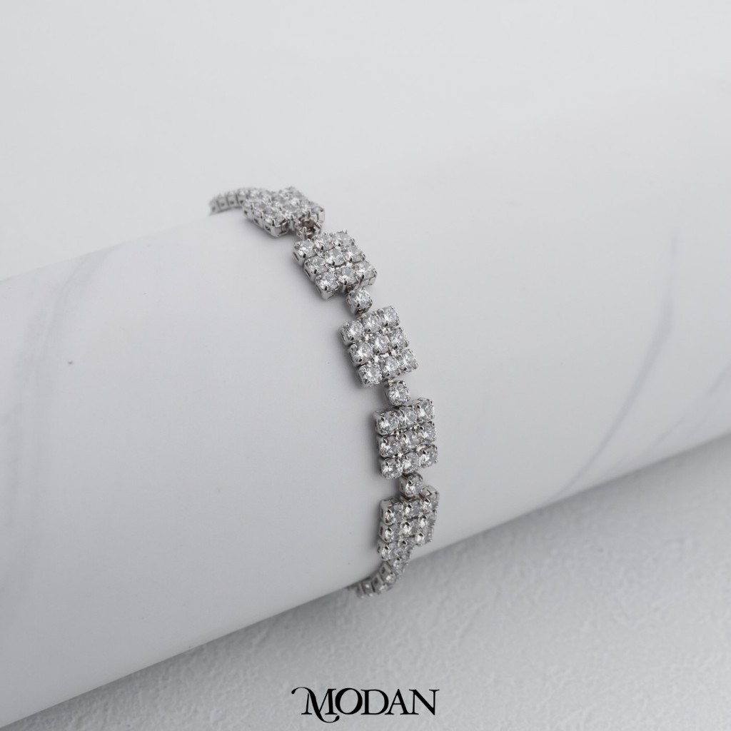 Jual MODAN - Sparkling Clover Round Batik Pattern Adjustable Bracelet ...