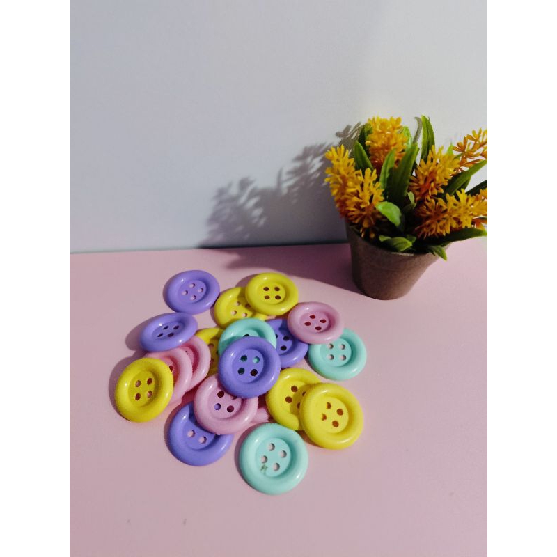 Jual Kancing hias warna warni ukuran 3 cm (6pcs) | Shopee Indonesia