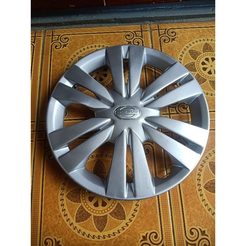 Jual Tutup veleg cover wheel dop standar mobil DATSUN ring 13 original ...