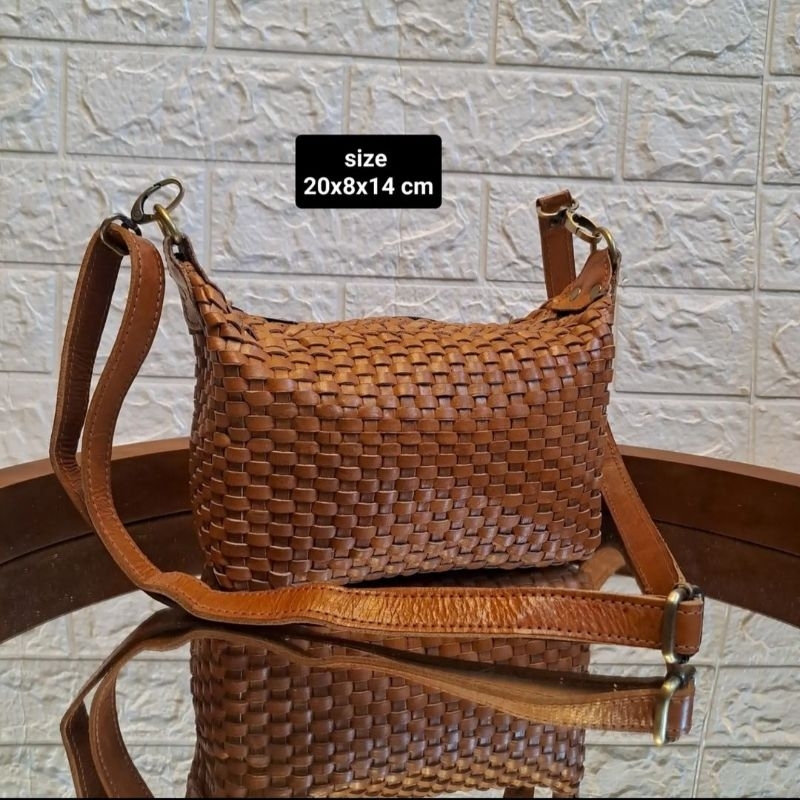 Jual SLING BAG MINI KULIT ANYAM - TAS SELEMPANG KECIL ASLI HANDMADE ...