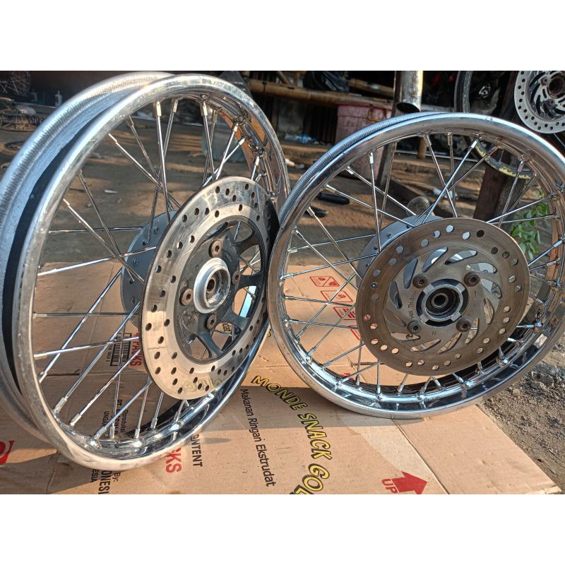 Jual velg jari-jari Ring'14 fullset Honda Supra x 125 Blade new Repsol ...