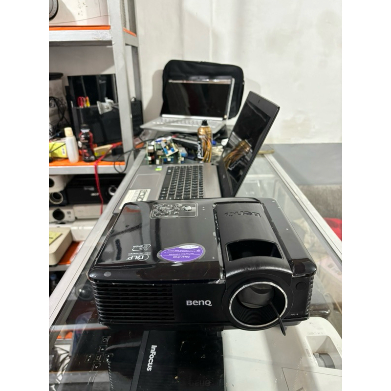 Jual Proyektor BenQ MP515 | Shopee Indonesia