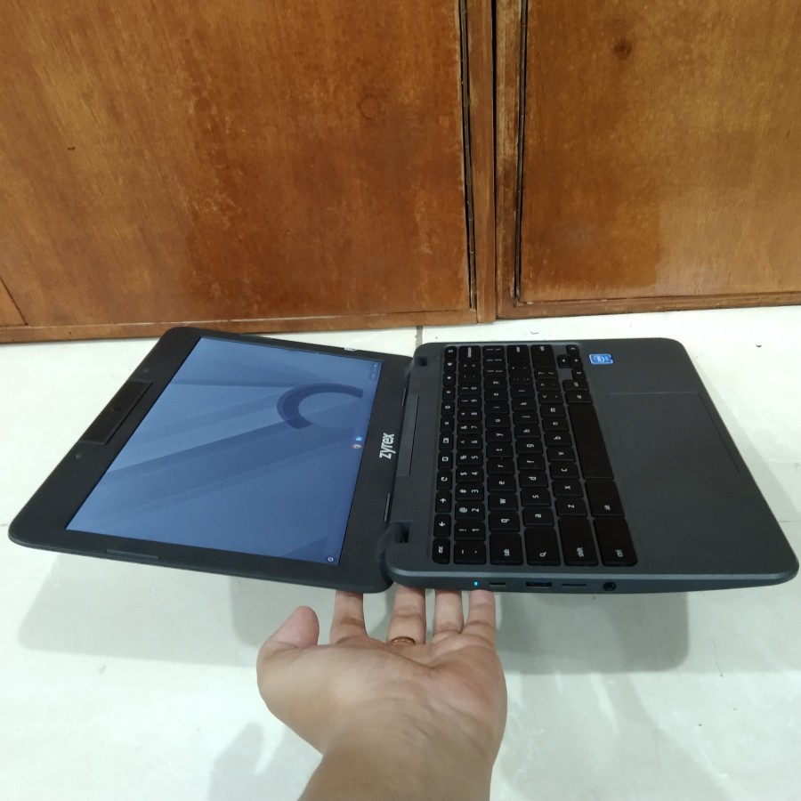 Jual Zyrex Chromebook M432-2, Celeron-N4020, Ram 4G, Slim, Seri Baru | Shopee Indonesia