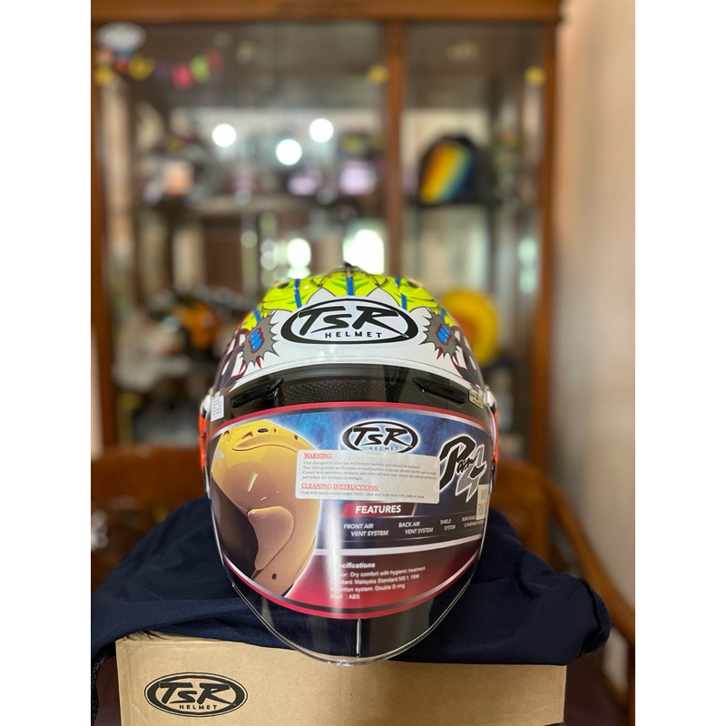 Jual Helm TSR RAM 4 Russle White / Motif helm Russl Putih | Helmet Half ...