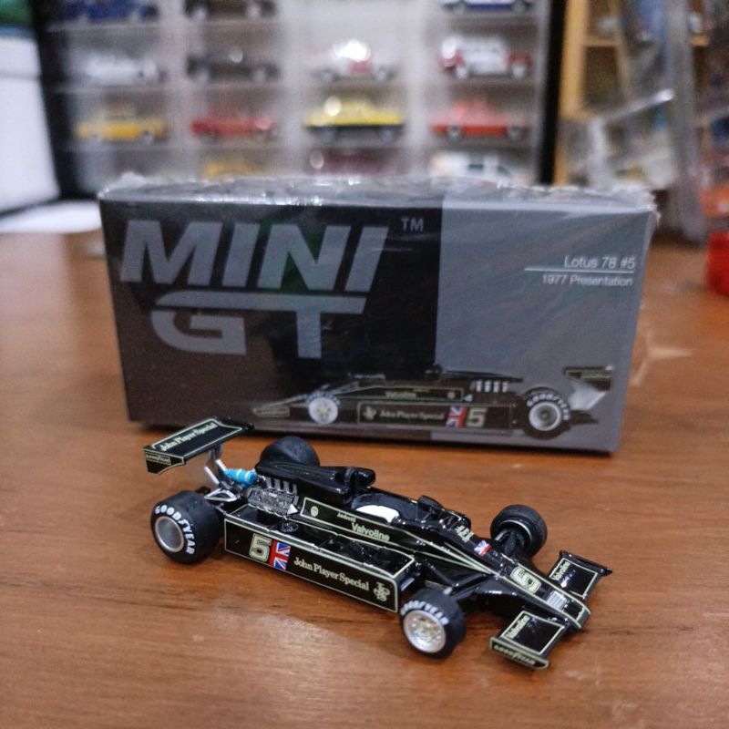 Jual Mini GT Lotus 78 #5 JPS Livery No 5 Formula Car Racing Black Gold ...