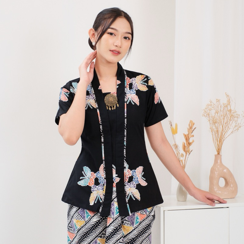 Jual Kebaya Kartini Batik Lengan Pendek bahan Katun by Khalisa Batik ...