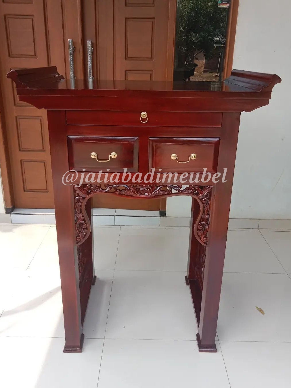 Jual Meja Sembahyang Meja Altar Meja Leluhur Dewa Minimalis Ukiran Kayu ...