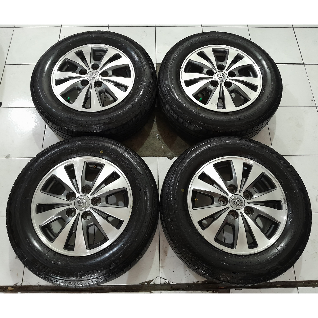 Jual VELG MOBIL BEKAS STANDAR INNOVA TWOTONE RING 15 LOBANG 5X114,3 + BAN 205 65 R15 | Shopee ...