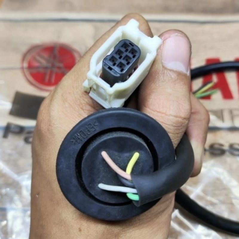 Jual SOCKET SOKET KABEL HEADLAMP LAMPU DEPAN LED YAMAHA XMAX NMAX NEW ...
