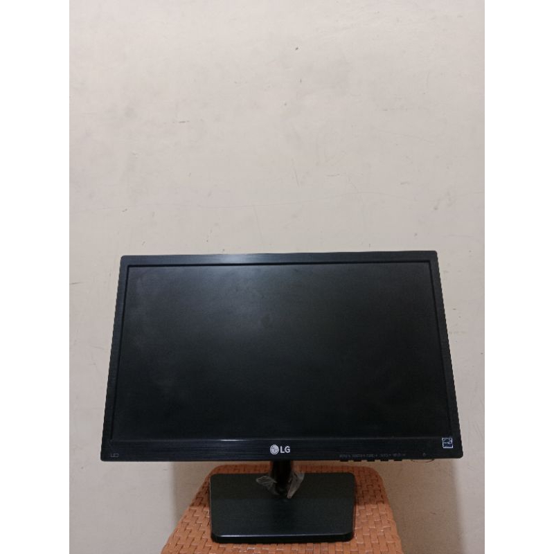 Jual MONITOR LED 20 INCH LG MULUS SIAP PAKAI | Shopee Indonesia