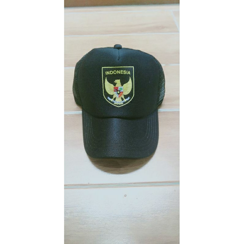 Jual Topi Timnas Indonesia Topi sepakbola Indonesia Topi Agustusan 79 ...