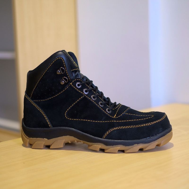 Jual Sepatu Boots Safety Jumbo Pria Outdoor Ukuran Besar Big Size 44 45 ...